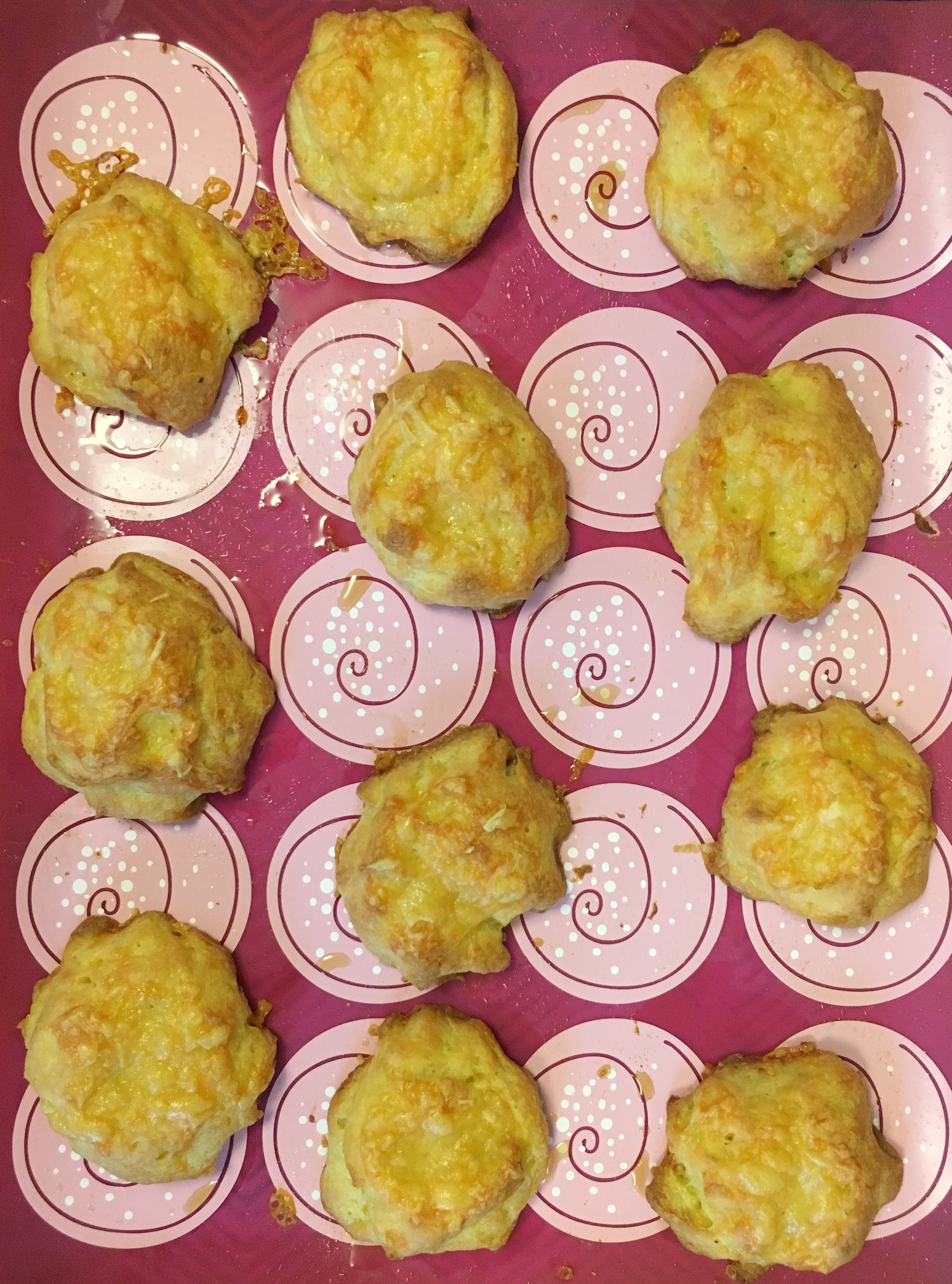 Gruyere Puffs | Vicki Sawyer